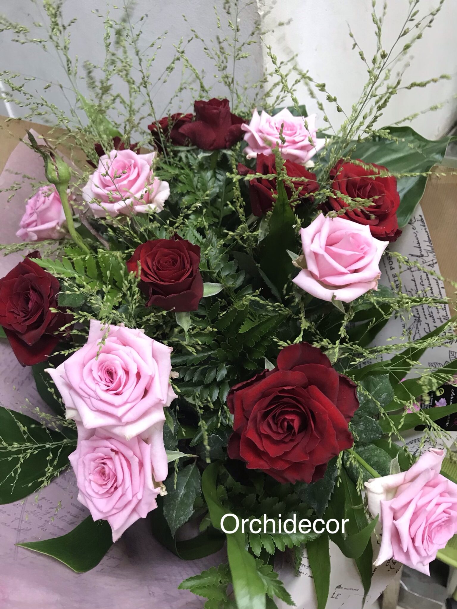 Bouquet de roses rose et rouge - Orchidécor